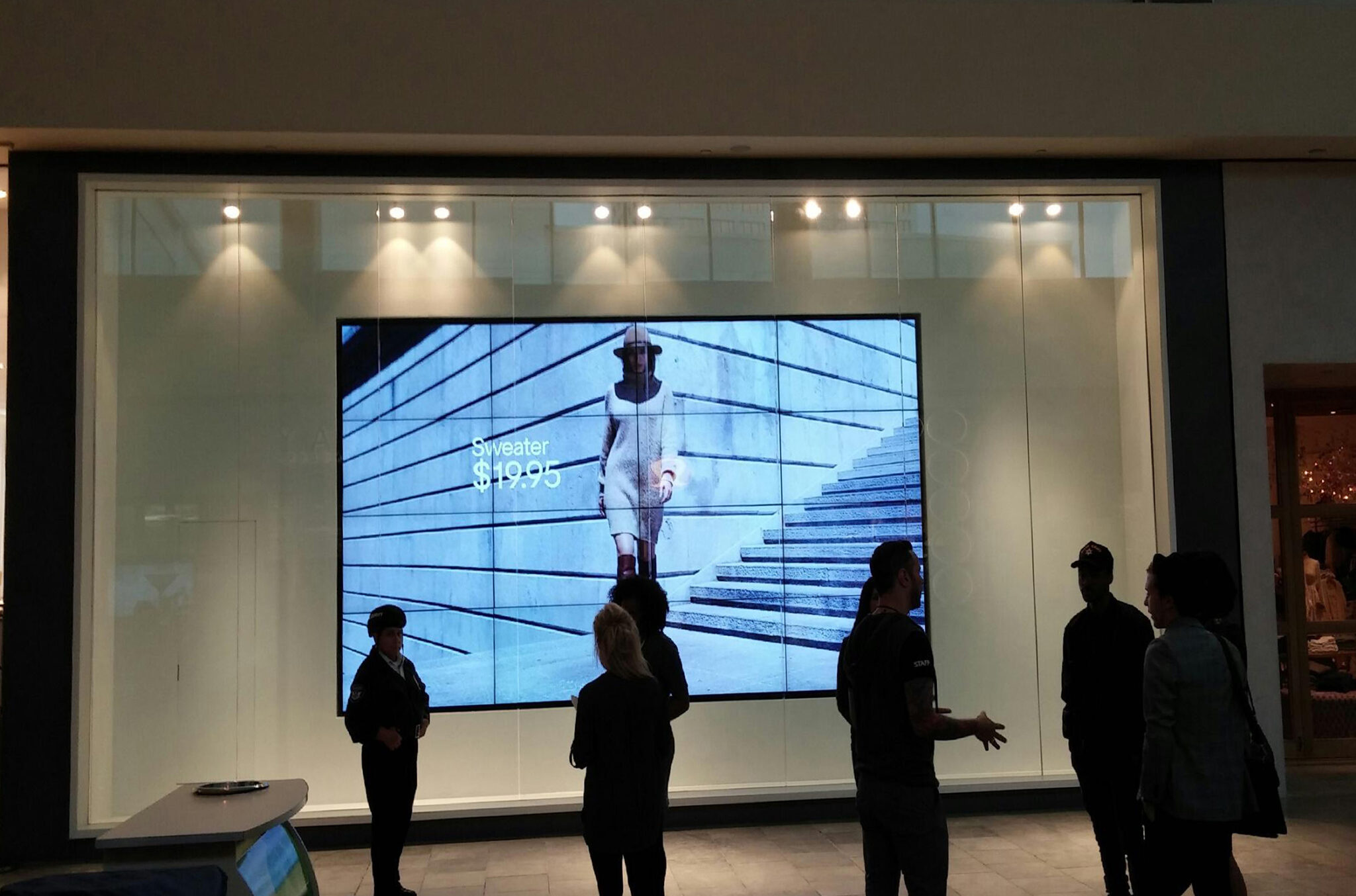 QComm | Best Internal Comms Signage Software