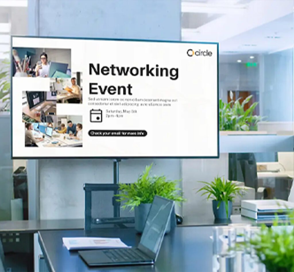 QComm | DigitalSignage